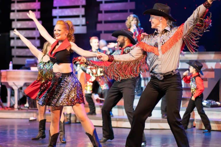 4 Reasons Our Pigeon Forge Country Music Shows are the Best ...