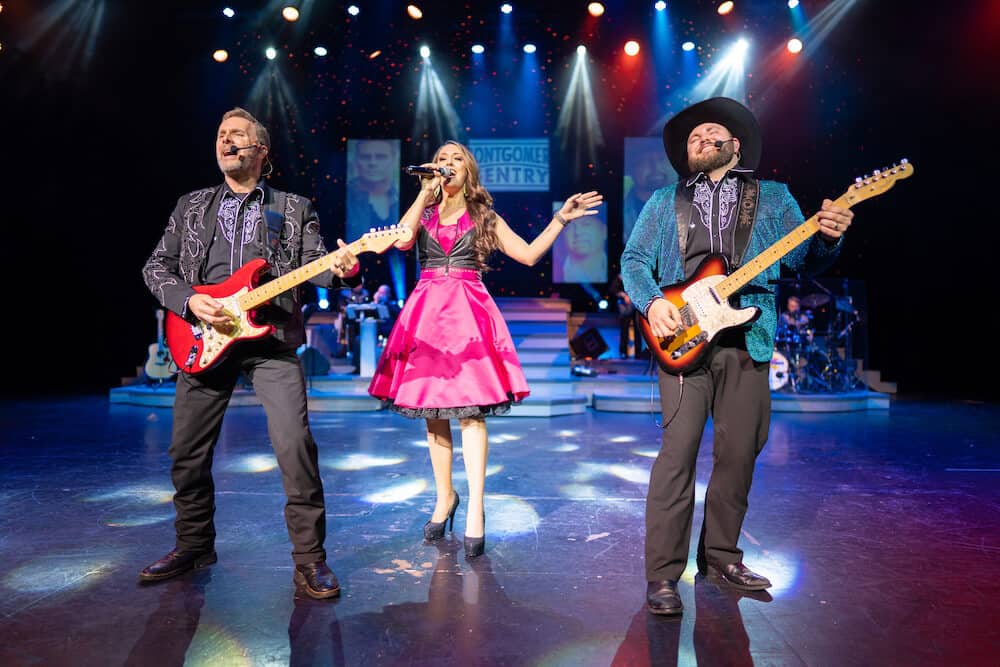 Pigeon Forge Show - Country Tonite Entertainment in Pigeon Forge TN